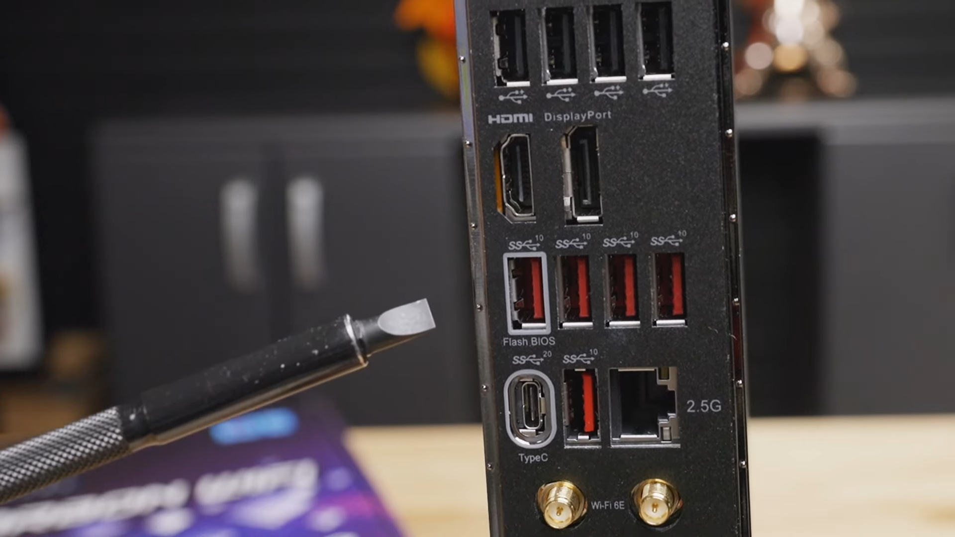 What Is USB BIOS Flashback? - 1051 The Blaze